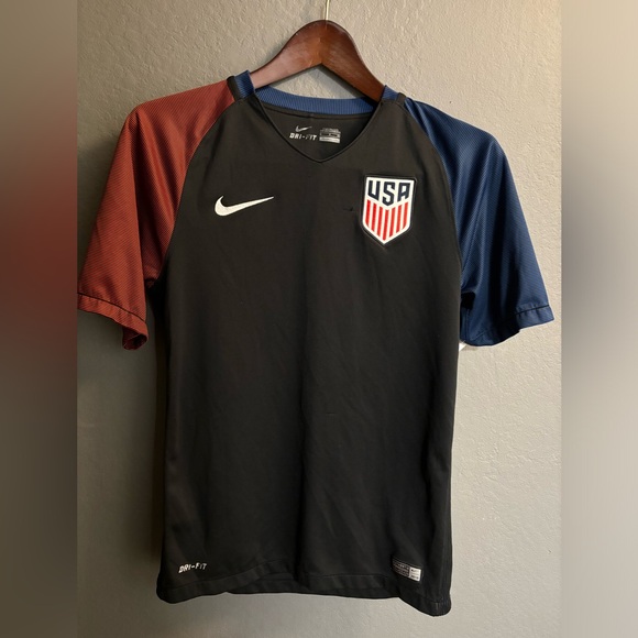 Nike | Shirts | Authentic Nike Team Usa 26 Away Football Soccer Jersey ...